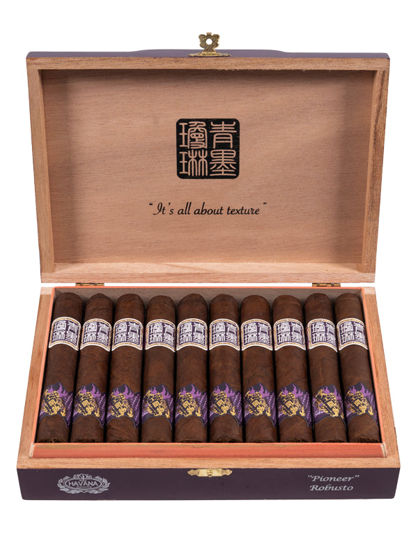 Chimolly Pioneer Robusto Extra – Pyramid Cigars